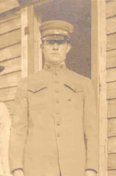 17157. (photo) Coast Guard Surfman c.1920 – lighthouseantiques